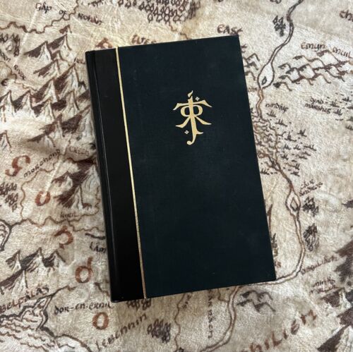 TCG - J.R.R. Tolkien Lord of the Rings HarperCollins Single Volume ...