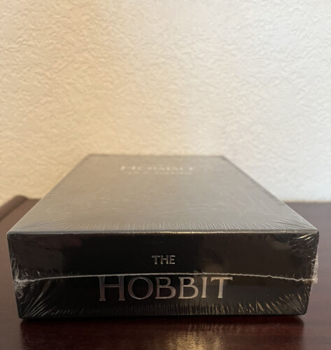 TCG - The Hobbit book-limited edition collectors box-complete new
